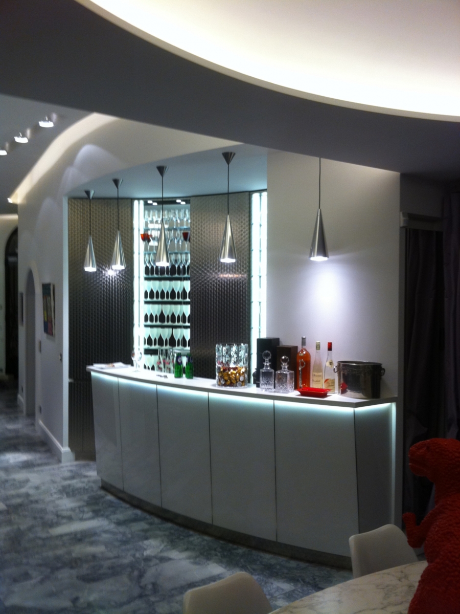 Aménagement d'intérieur : bar - Ateliers Courtois - Spécialiste ...